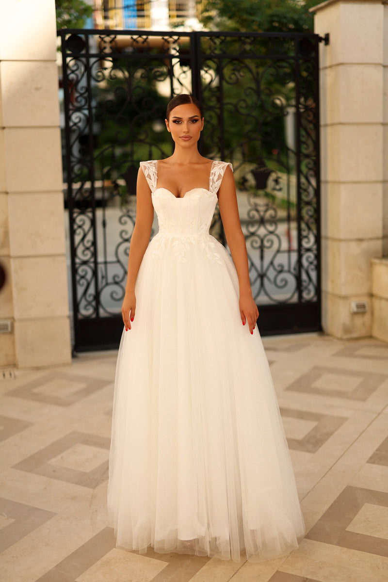 TW903 Sabrina – Dion for Brides